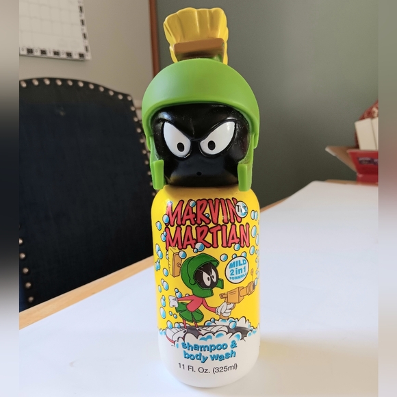 Warner Bros. | Bath, Skin & Hair | 997 Looney Tunes Marvin The Martian ...
